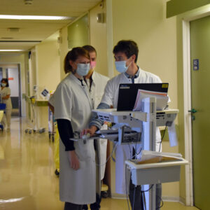 Médecine interne - Centre Hospitalier de Pau